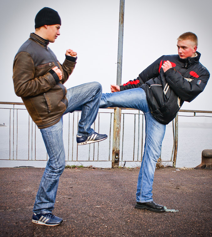 Kicking Fellows « Trickfighters